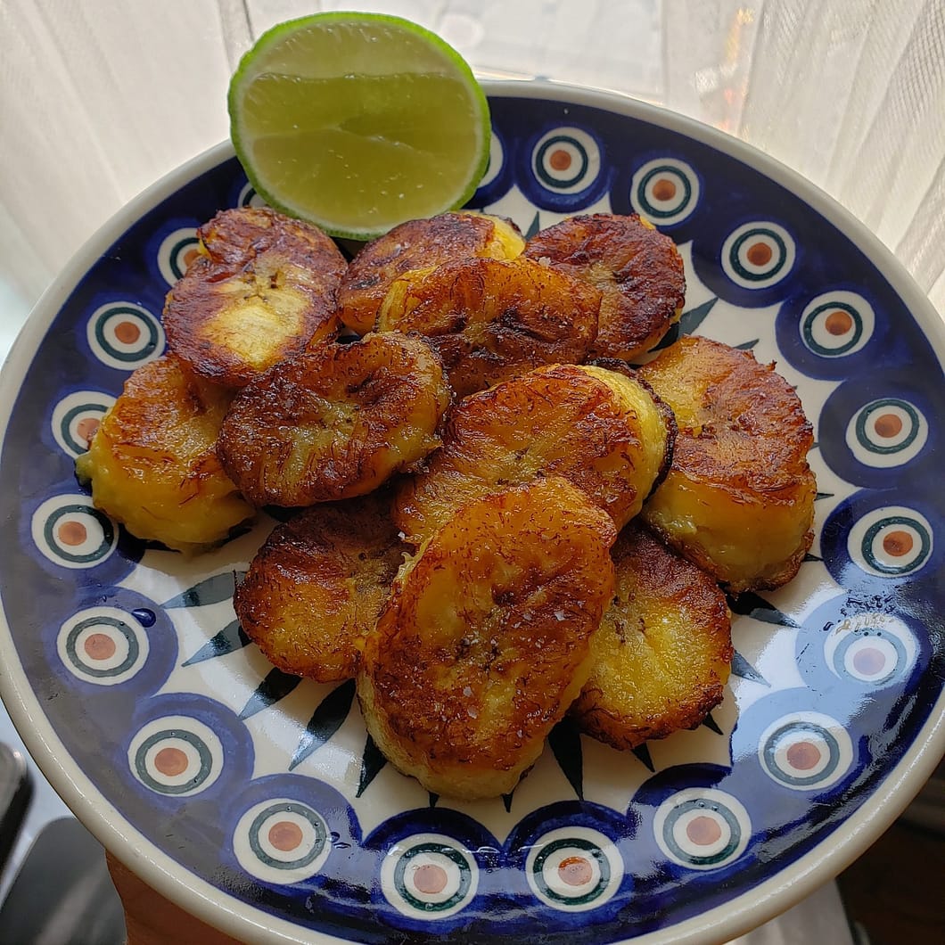 Maduros- How to Make Fried Yellow Plantains - Sava Snacks
